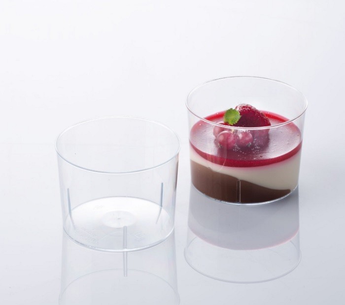 Posodice za sladice Bucket so zasnovane skupaj s prozornim pokrovčkom ...